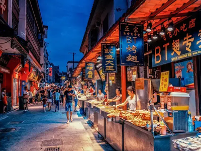 Discovering Wuhan’s Culinary Heart: A Stroll Through Hubu Alley ...